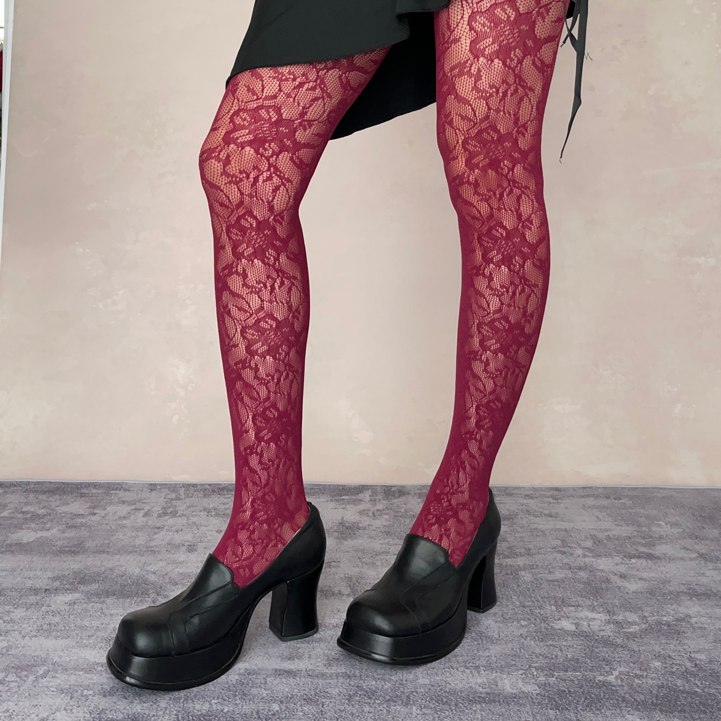 Burgundy Floral Pattern Fishnet Tights – Moody MuMu